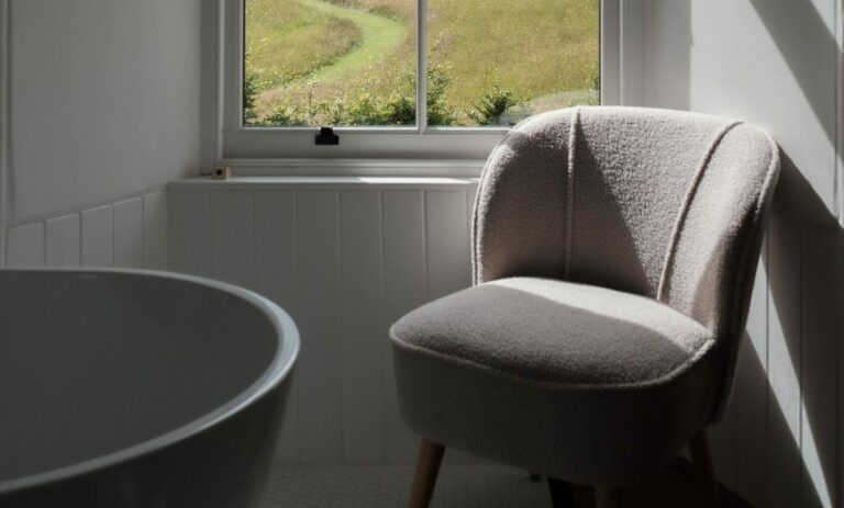 Ballintaggart: Inside luxury farmhouse that costs £1k a night to rent