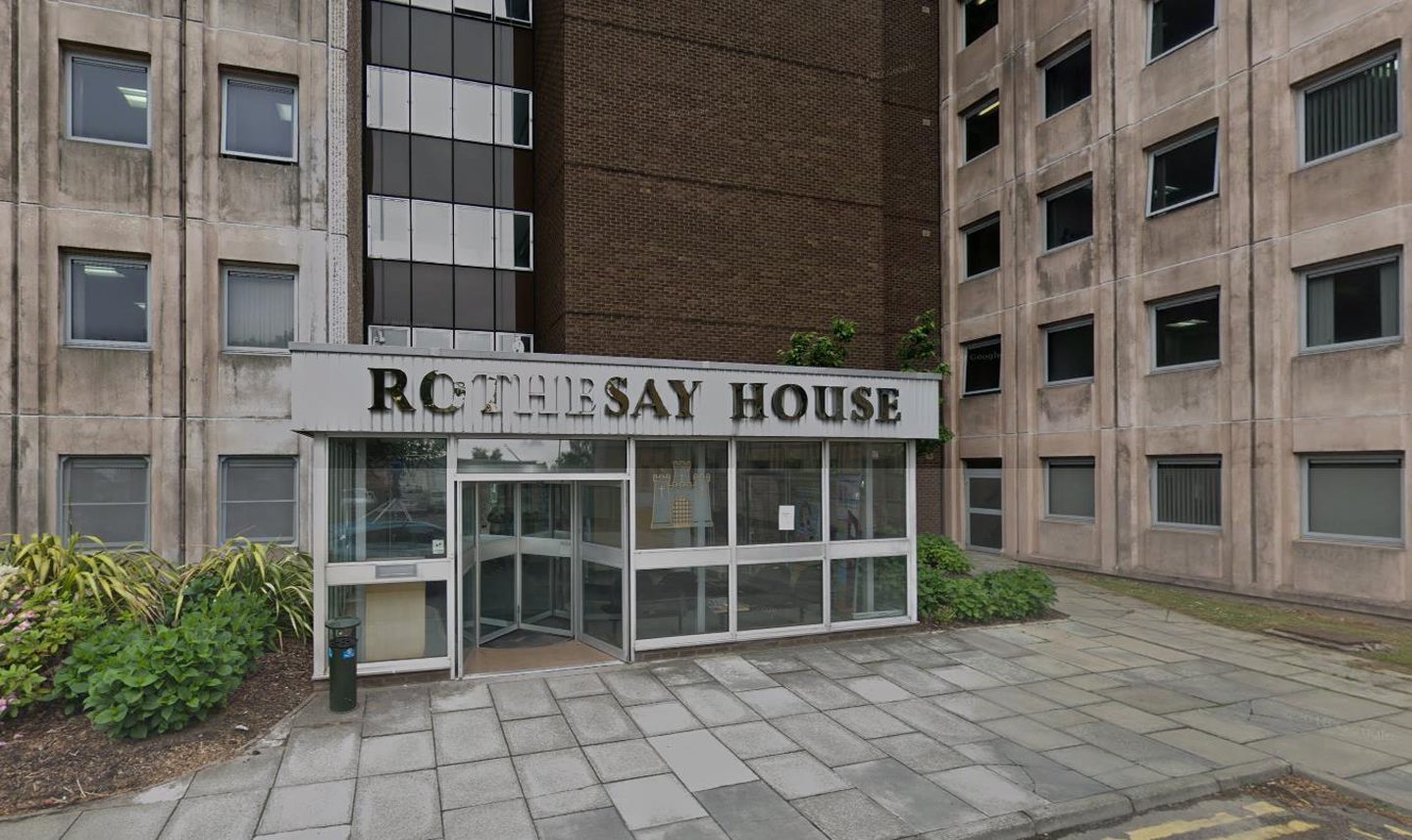 Rothesay House Glenrothes demolition work begins