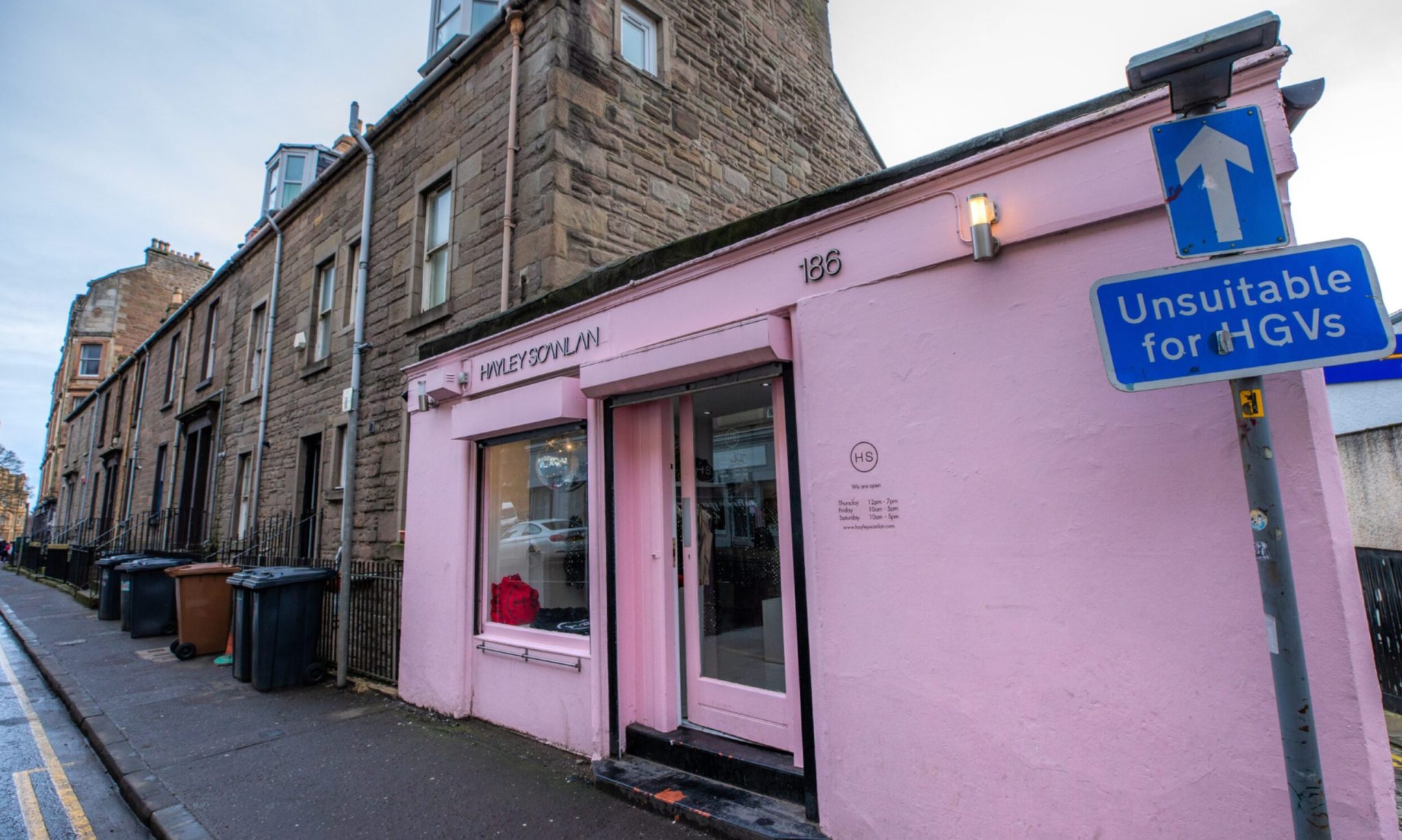 Dundee fashion designer Hayley Scanlan to leave Perth Road pink shop