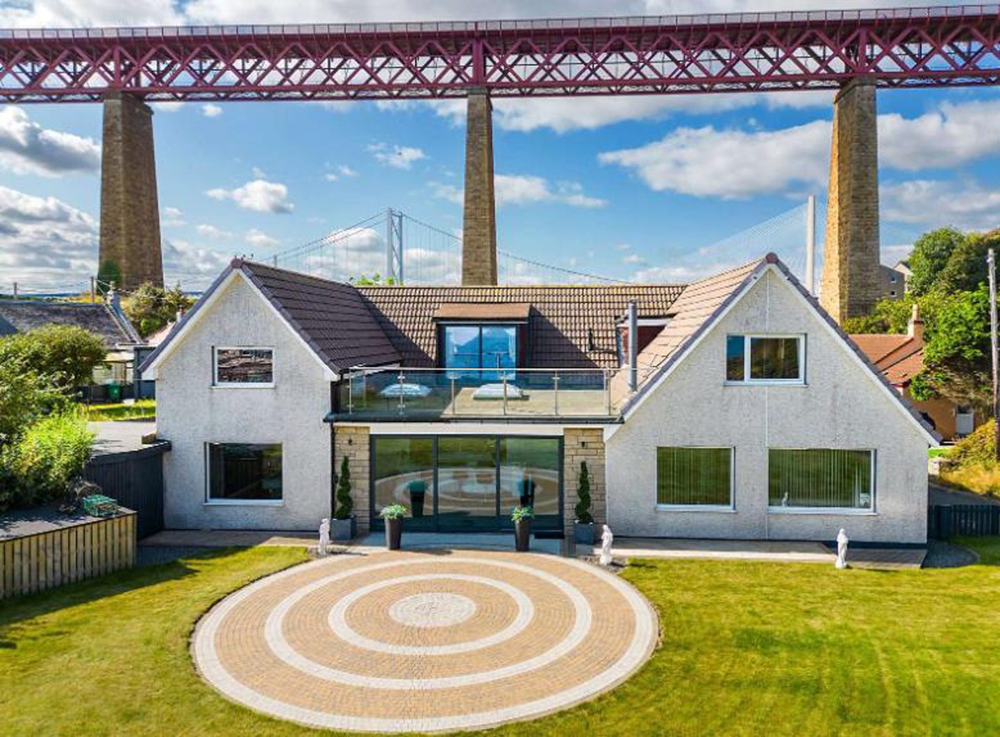 Chance to own stunning £800k Fife home below iconic Forth Bridge - The ...