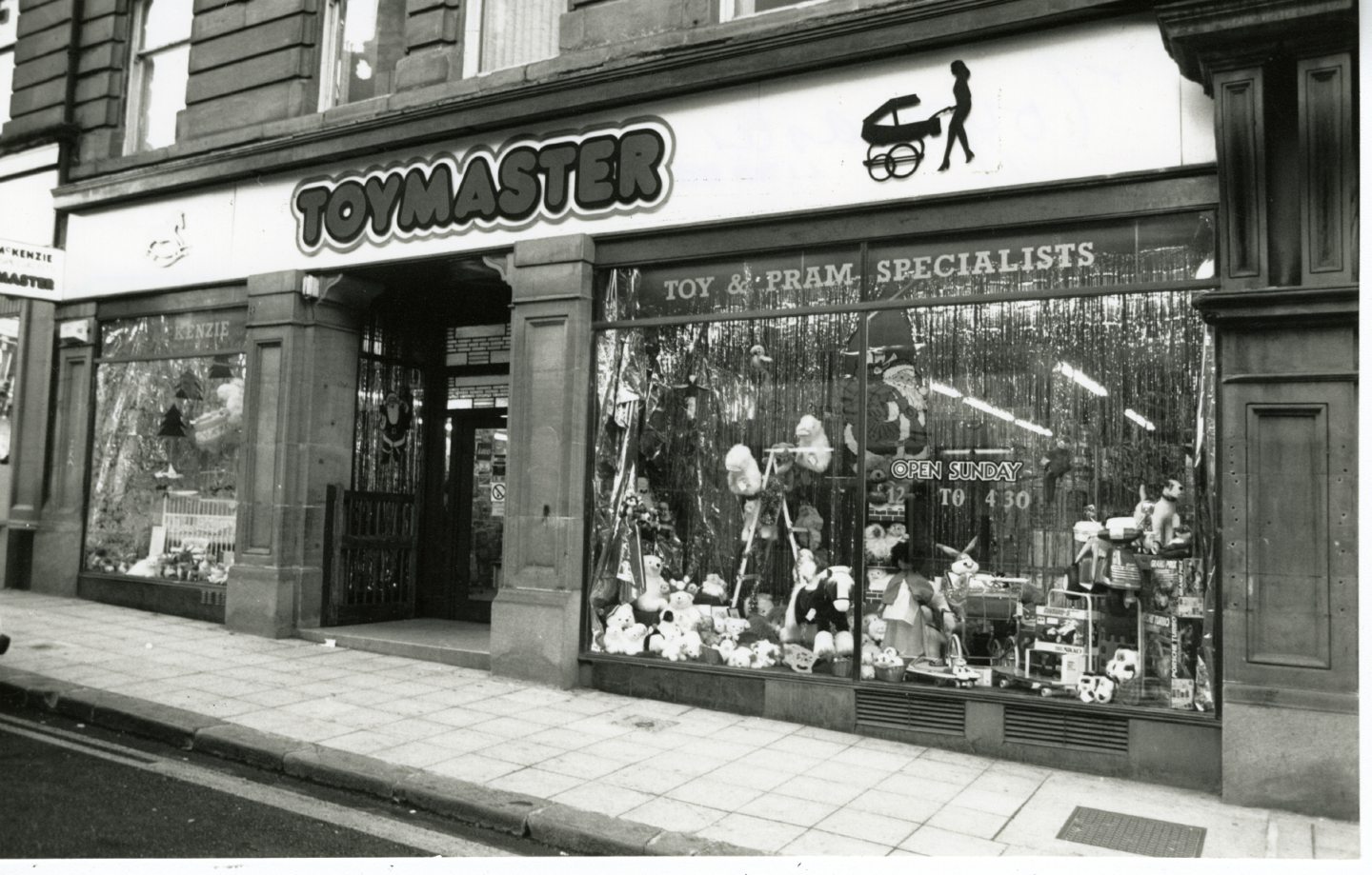 How Broughty Ferry's Toymaster shop flies the flag at Christmas