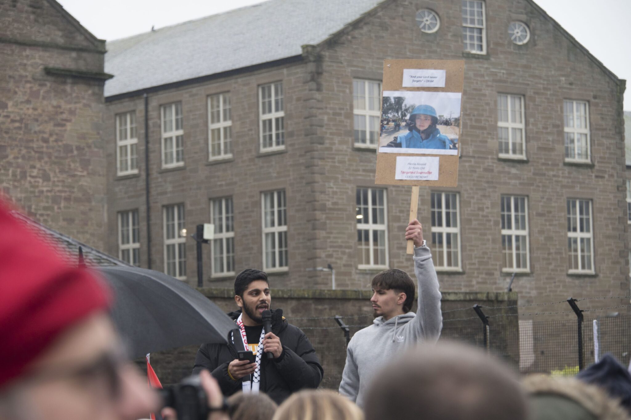 27 pictures from Dundee pro-Palestine march attended by 1,500+