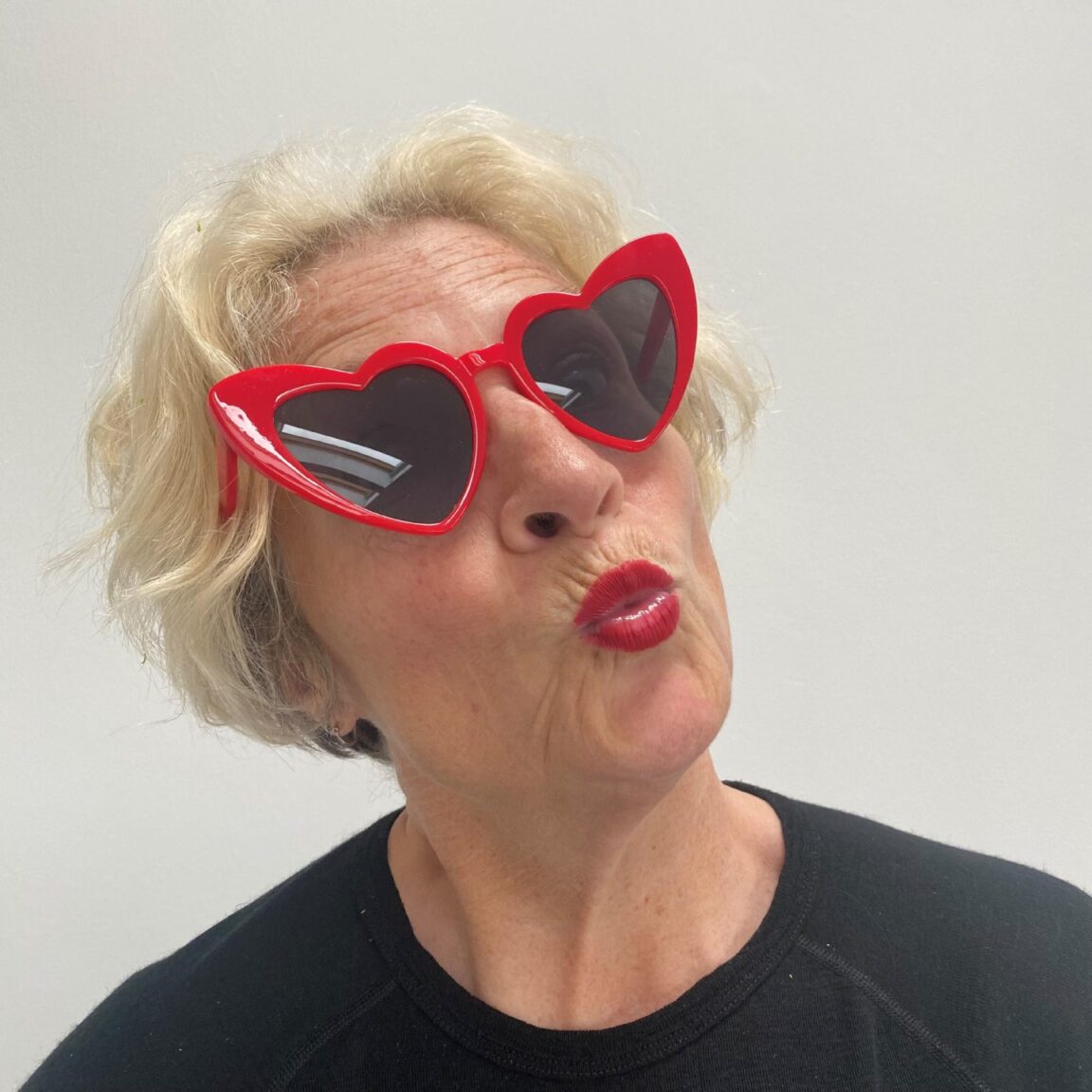 How Fife writer Jen Hyatt was inspired by her alcoholic father and slum ...