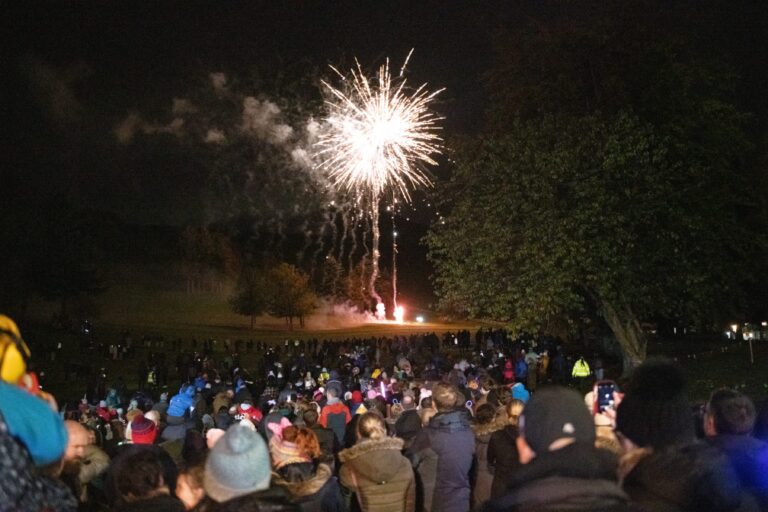 Cupar fireworks: Best pictures of a cracking night