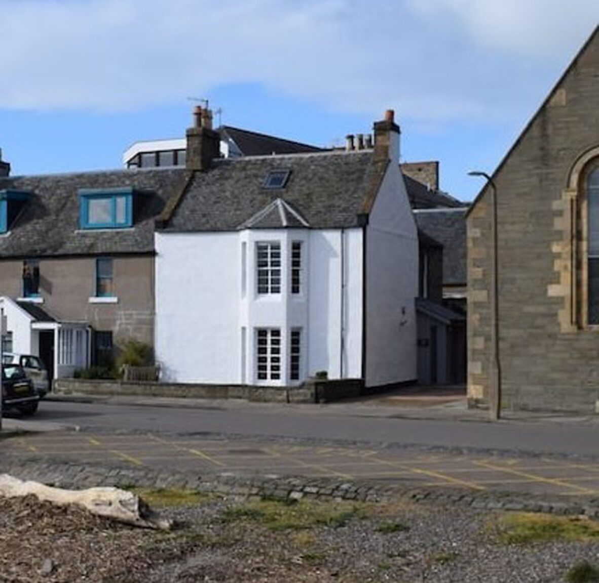 Beachside Broughty Ferry house is among 7 of the best-rated Airbnbs in ...