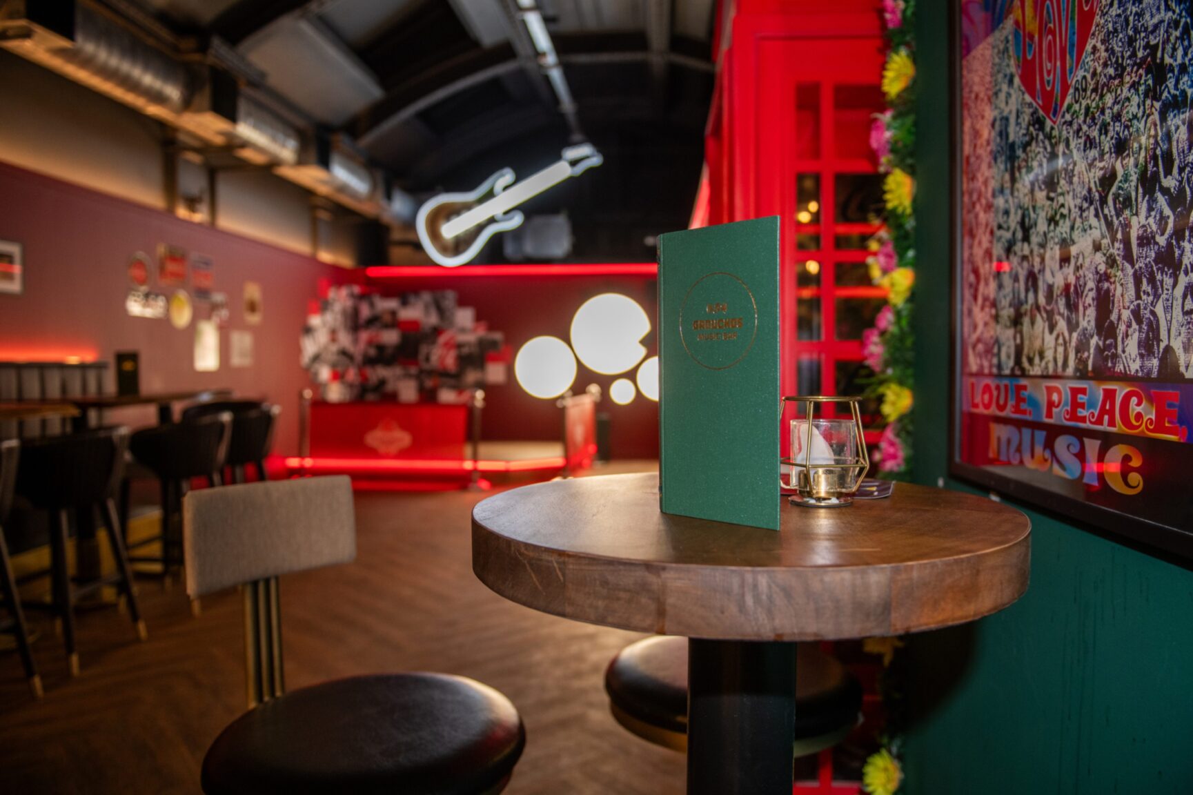These are top 5 must-visit student bars in Dundee