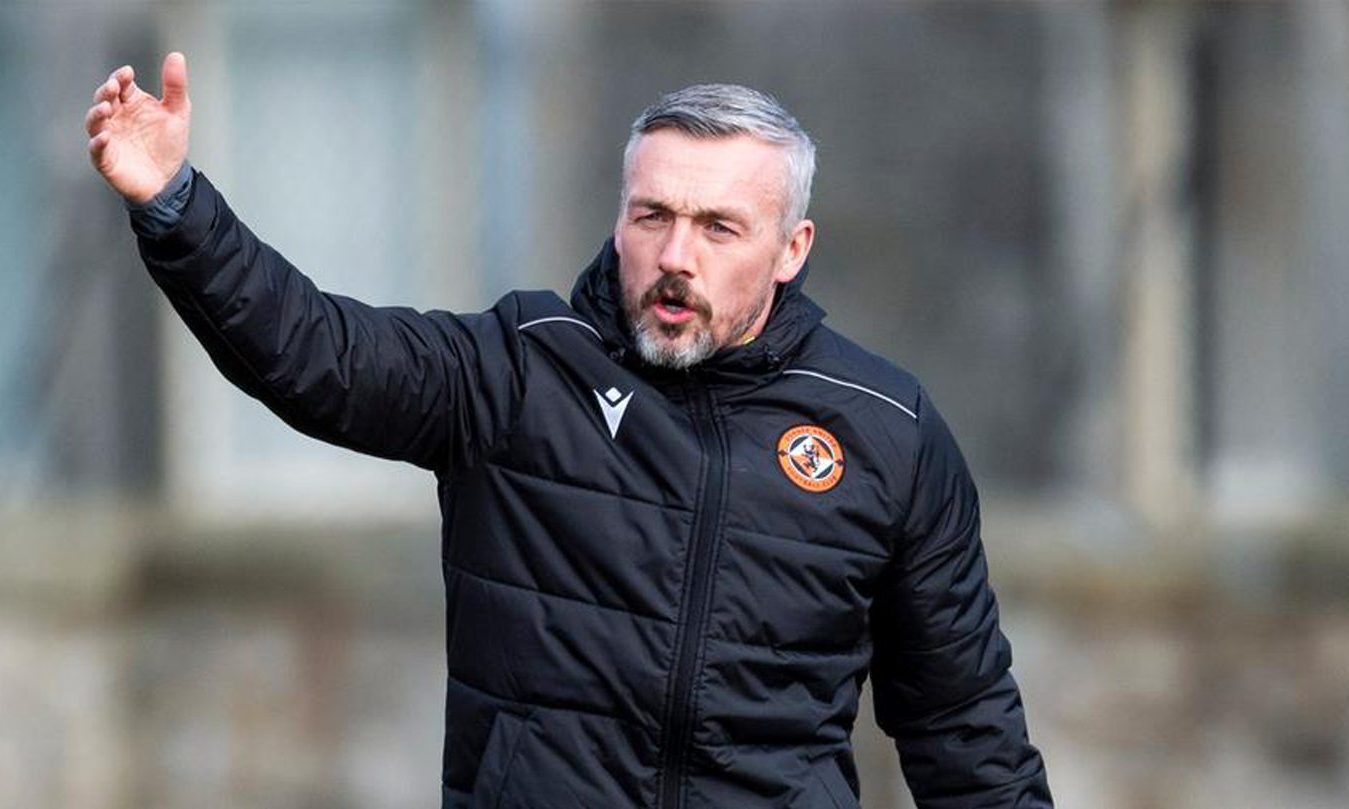 Dundee United stars fundraising for family of assistant manager Lee Sharp