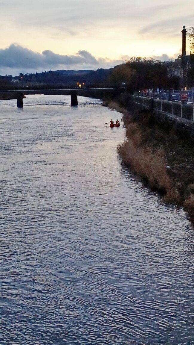 Water rescue unit called to incident at River Tay in Perth