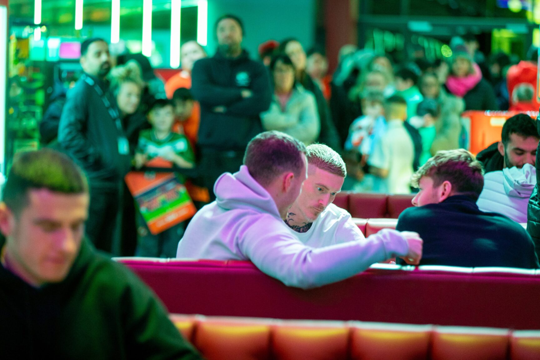 Pictures as fans meet Dundee United stars at Tenpin