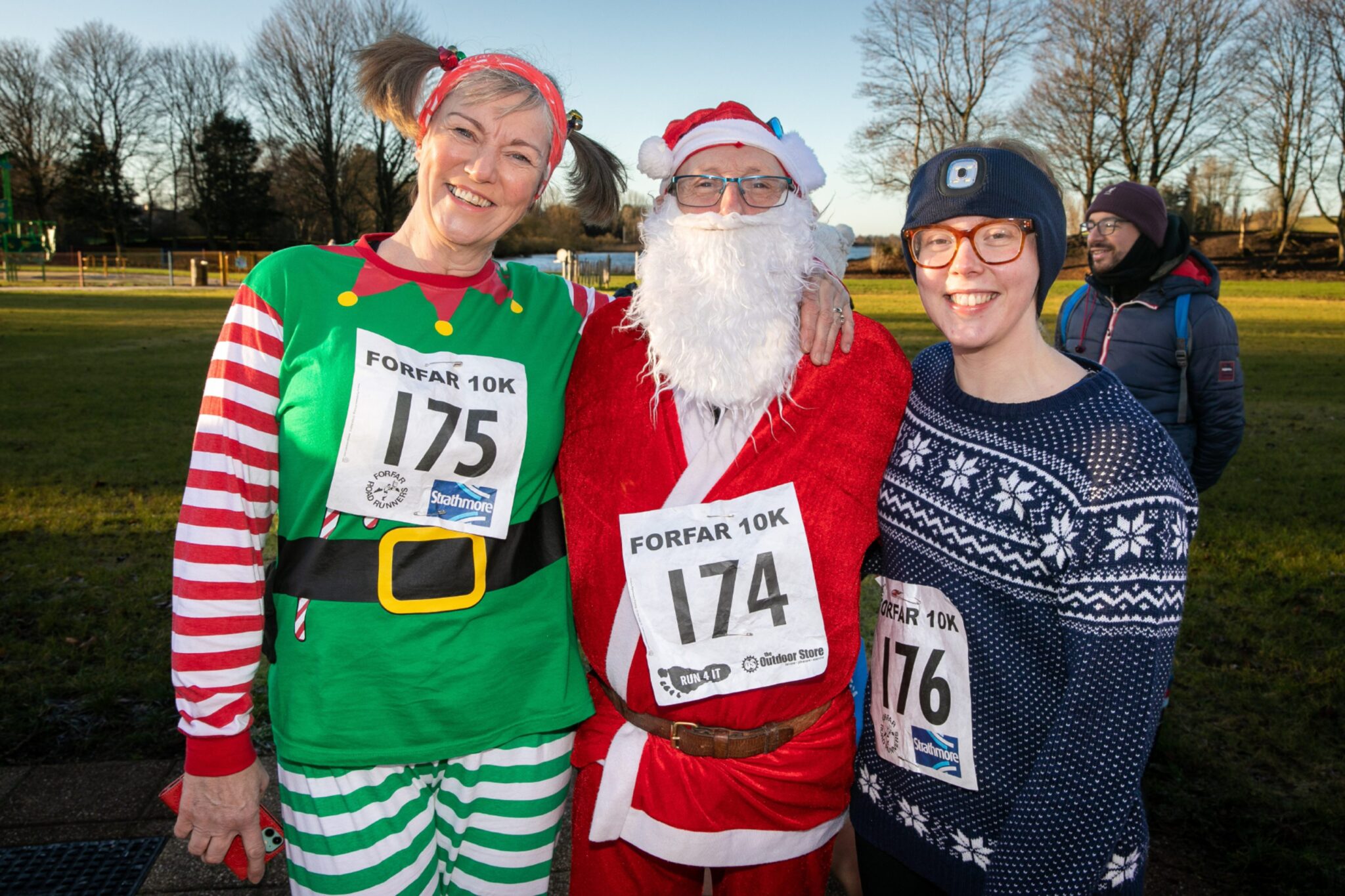 Pictures of Forfar Plum Pudding Plod fun