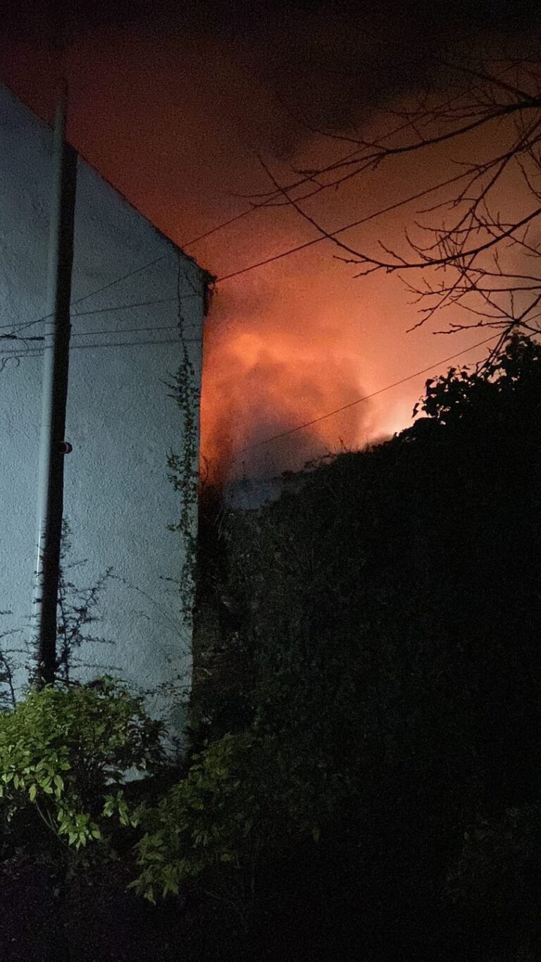 Residents flee homes after fire in Auchterarder