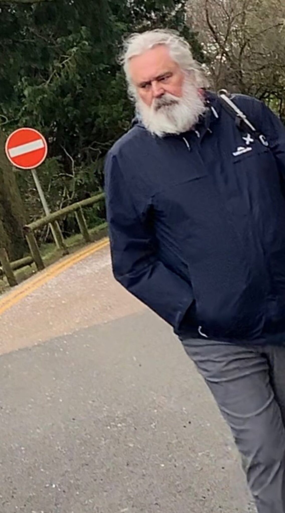 'Very, very daft' bickering Carnoustie neighbours battled with planks