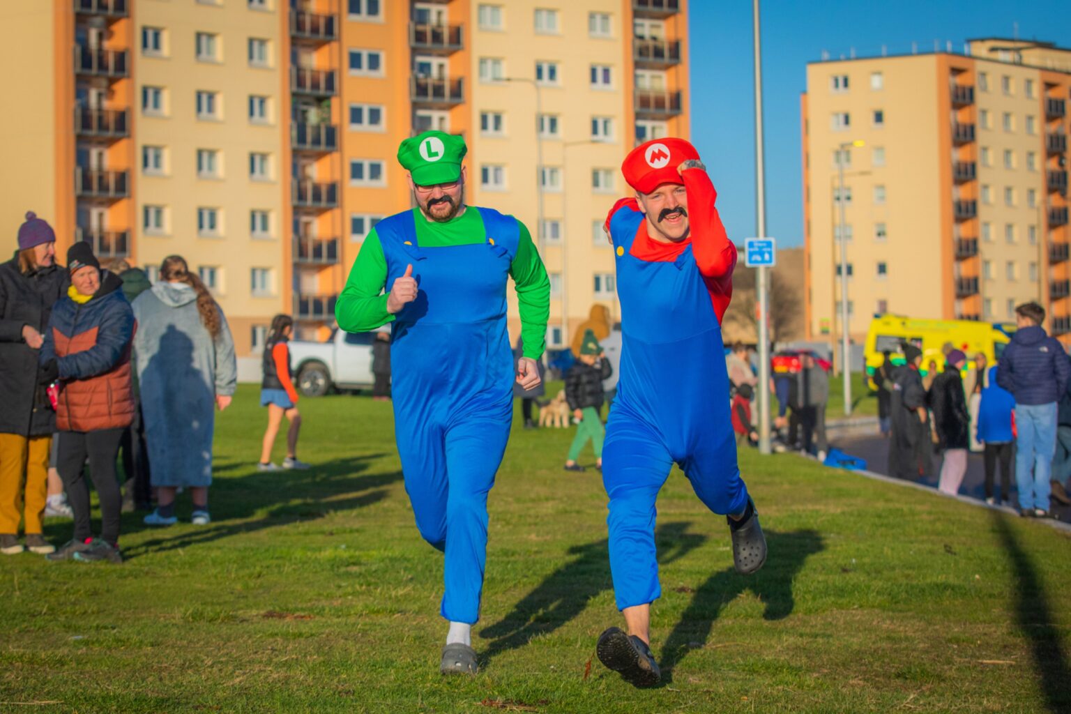 Kirkcaldy Loony Dook: Best pictures of New Year's Day dip
