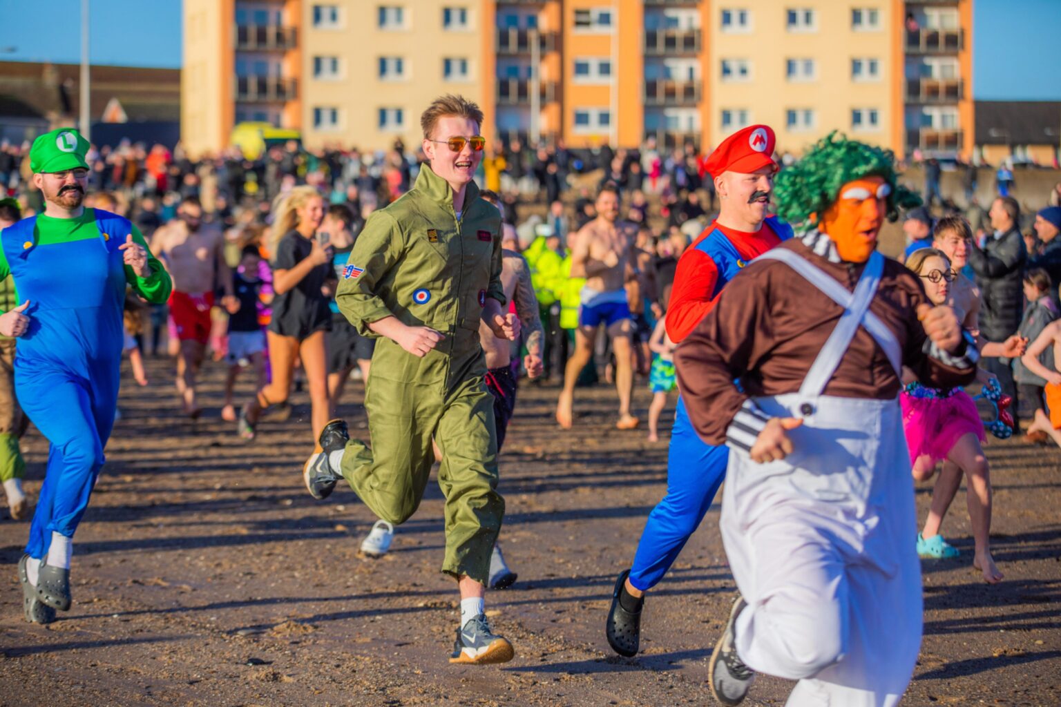Kirkcaldy Loony Dook: Best pictures of New Year's Day dip