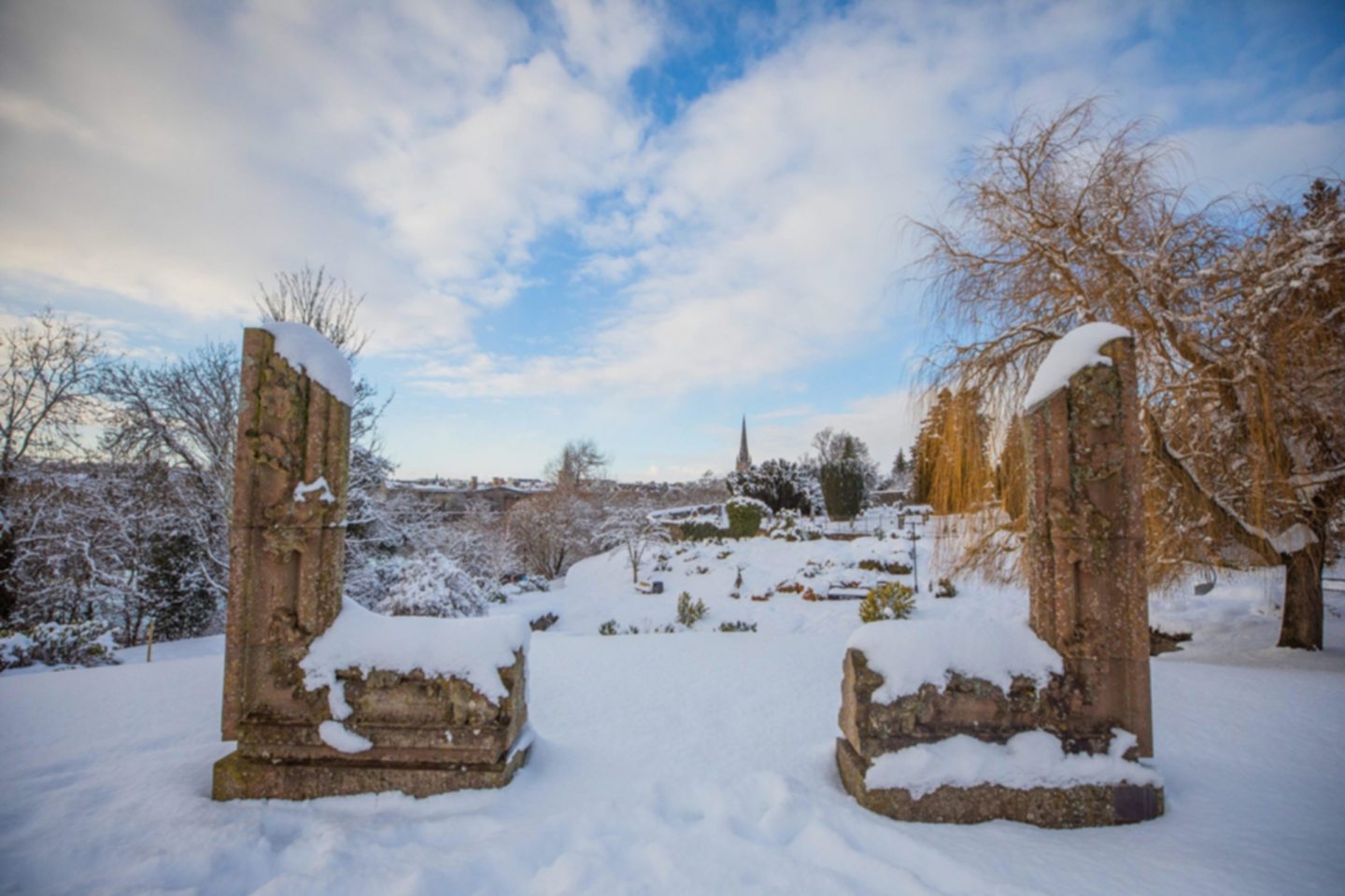 11 weird and wonderful statues in Perth