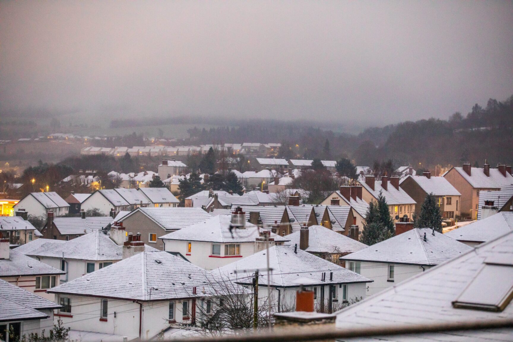 Best pictures as snow falls across Tayside and Perthshire