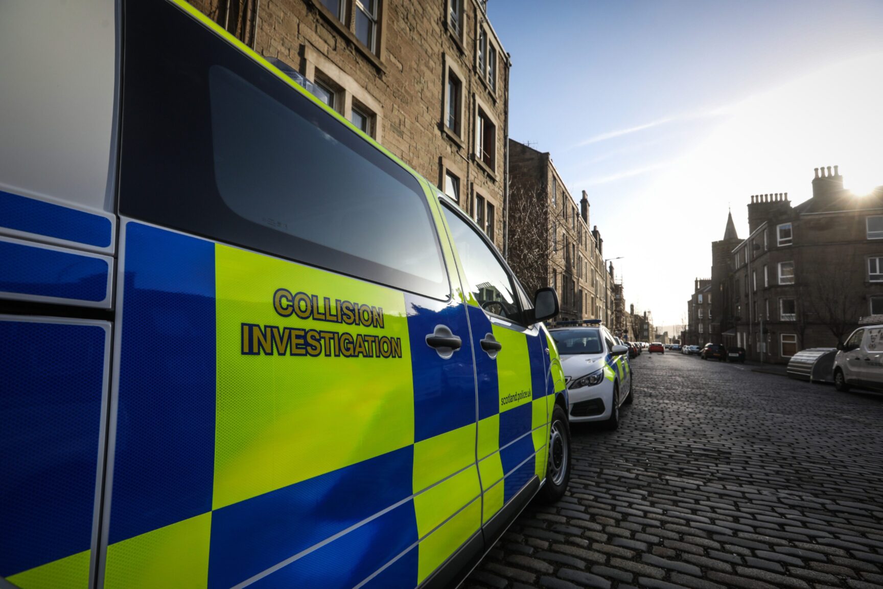 Ryan Munro death: Forensics officers back at Morgan Street flat