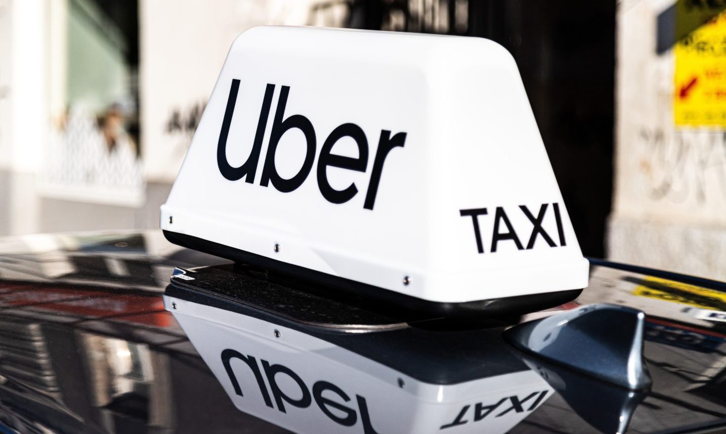 Uber Dundee: Firm set to apply for taxi licence in city