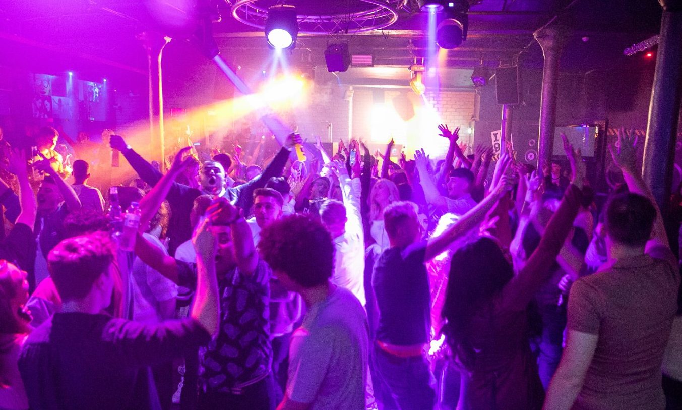 Dundee nightclub to host daytime rave with 90s and 00s hits