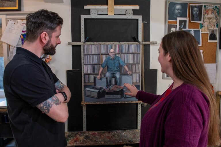 Breeks Brodie: Painting tribute to Dundee Groucho's legend