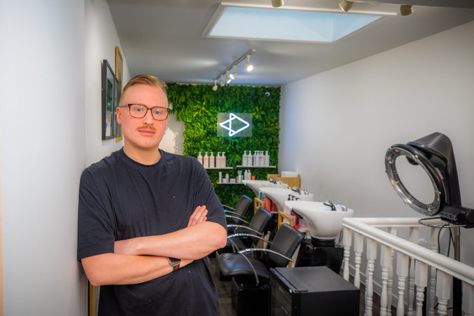 Perth hairdresser may move salon from shop to garden over costs