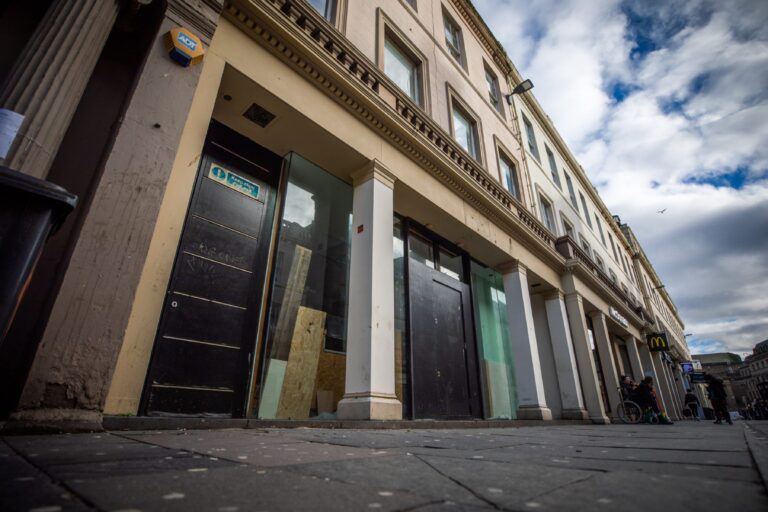 Who owns Dundee's vacant high street units?