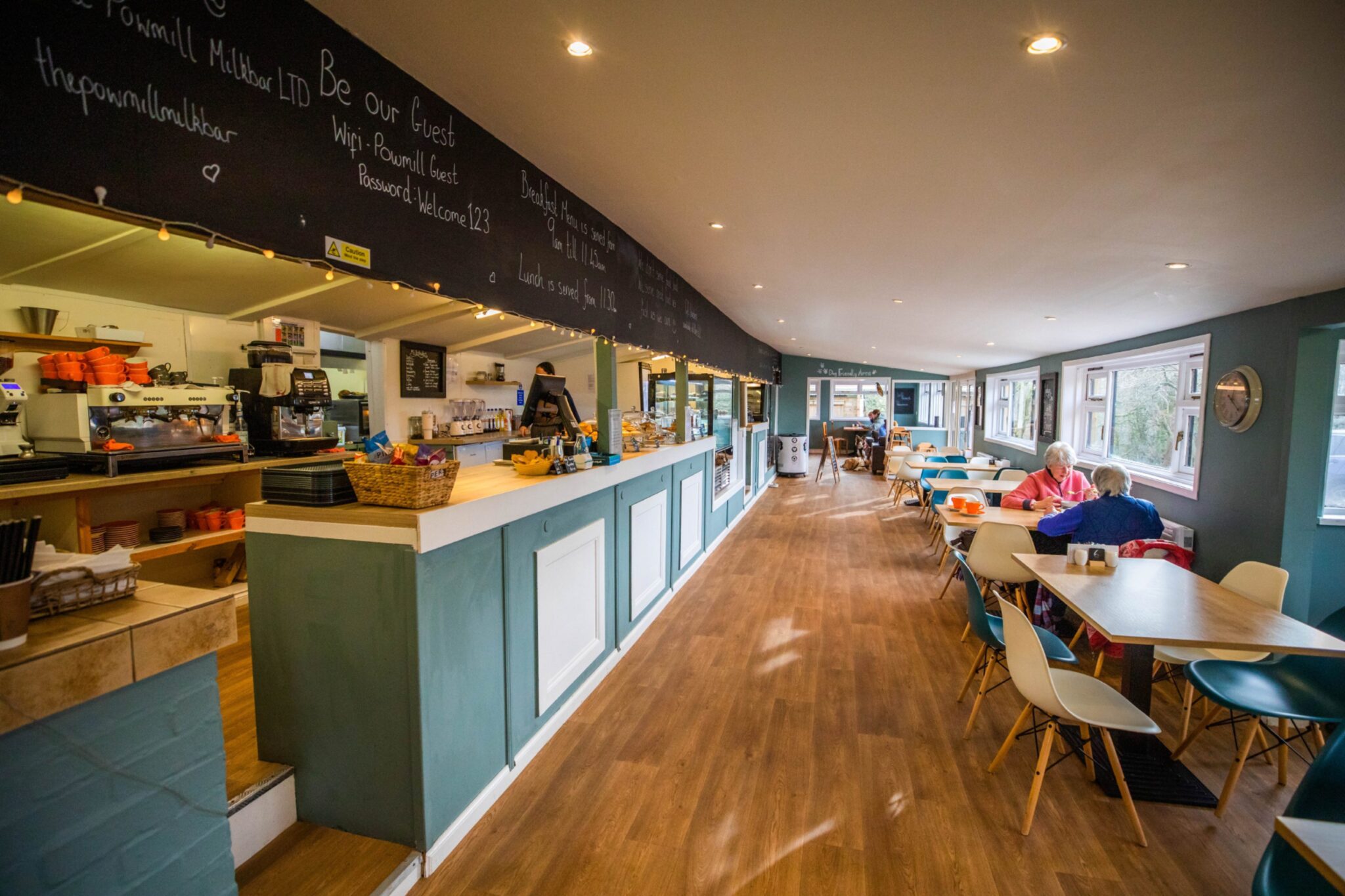 Powmill Milk Bar near Kinross: A success despite mixed reviews