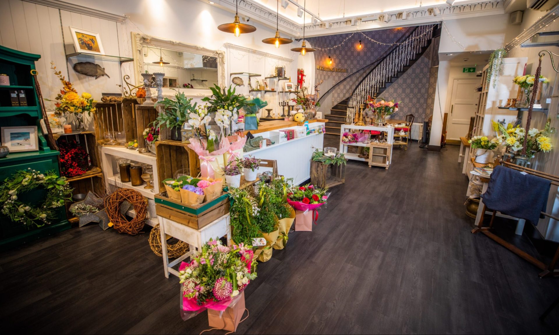 Perth shop undergoes blooming change and opens floral academy