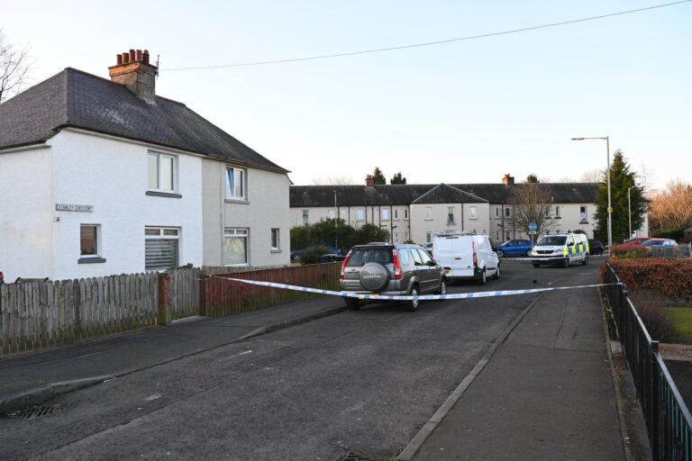 Stanley Crescent: police hunt for two suspects after Perth assault