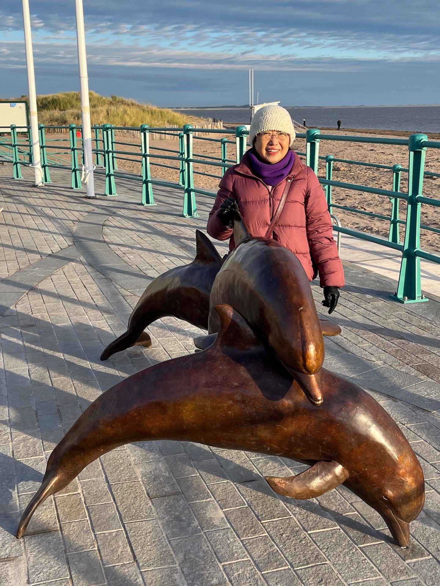 Meet Fanny Christie, artist of the Broughty Ferry dolphins statue