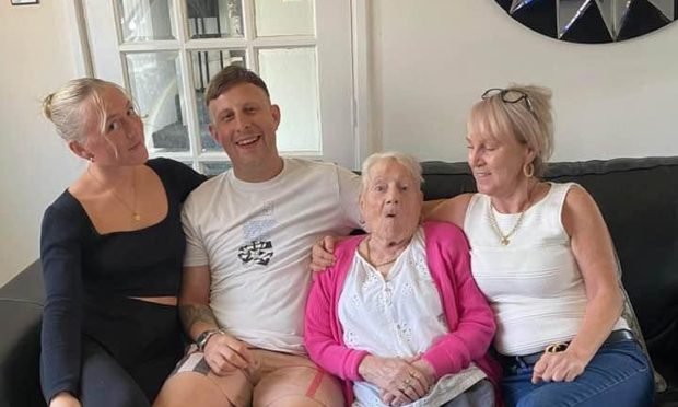 Tracy Todd: Daughter's heartfelt tribute to 'number one mum'