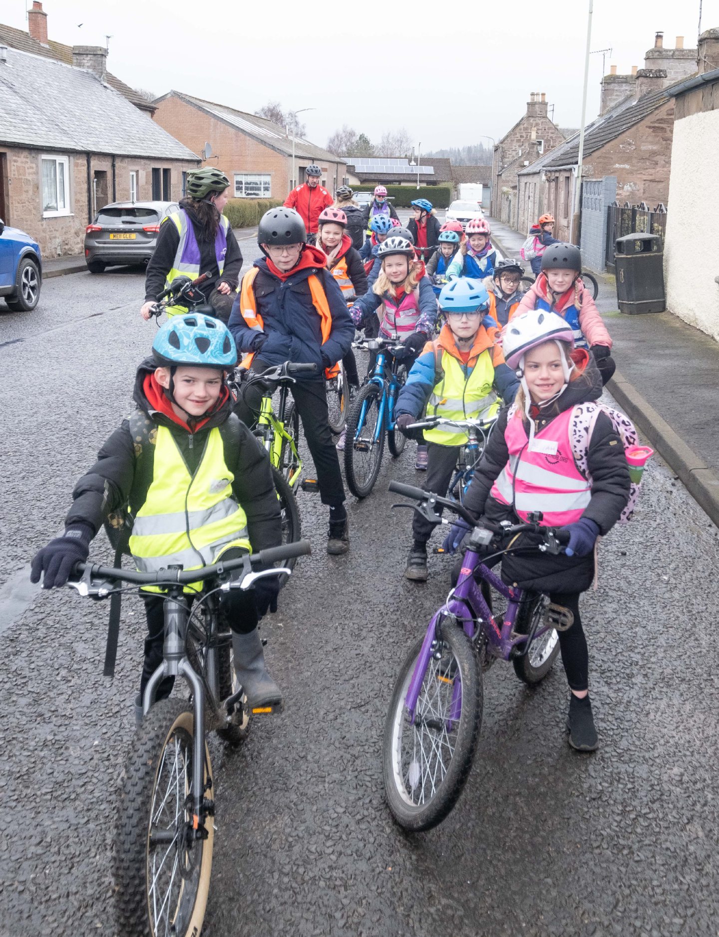 Pupils get on board Newtyle school cycle bus idea