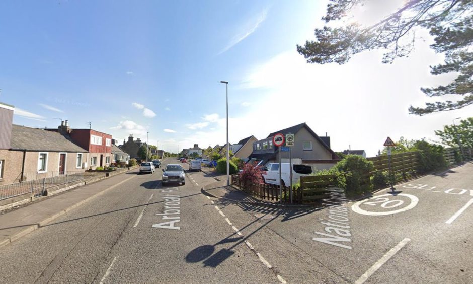 Arbroath Road: Man assaulted in Carnoustie as police launch probe
