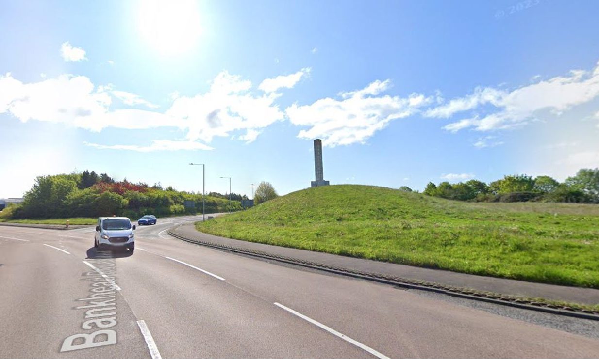 Man taken to hospital after being hit by car in Glenrothes