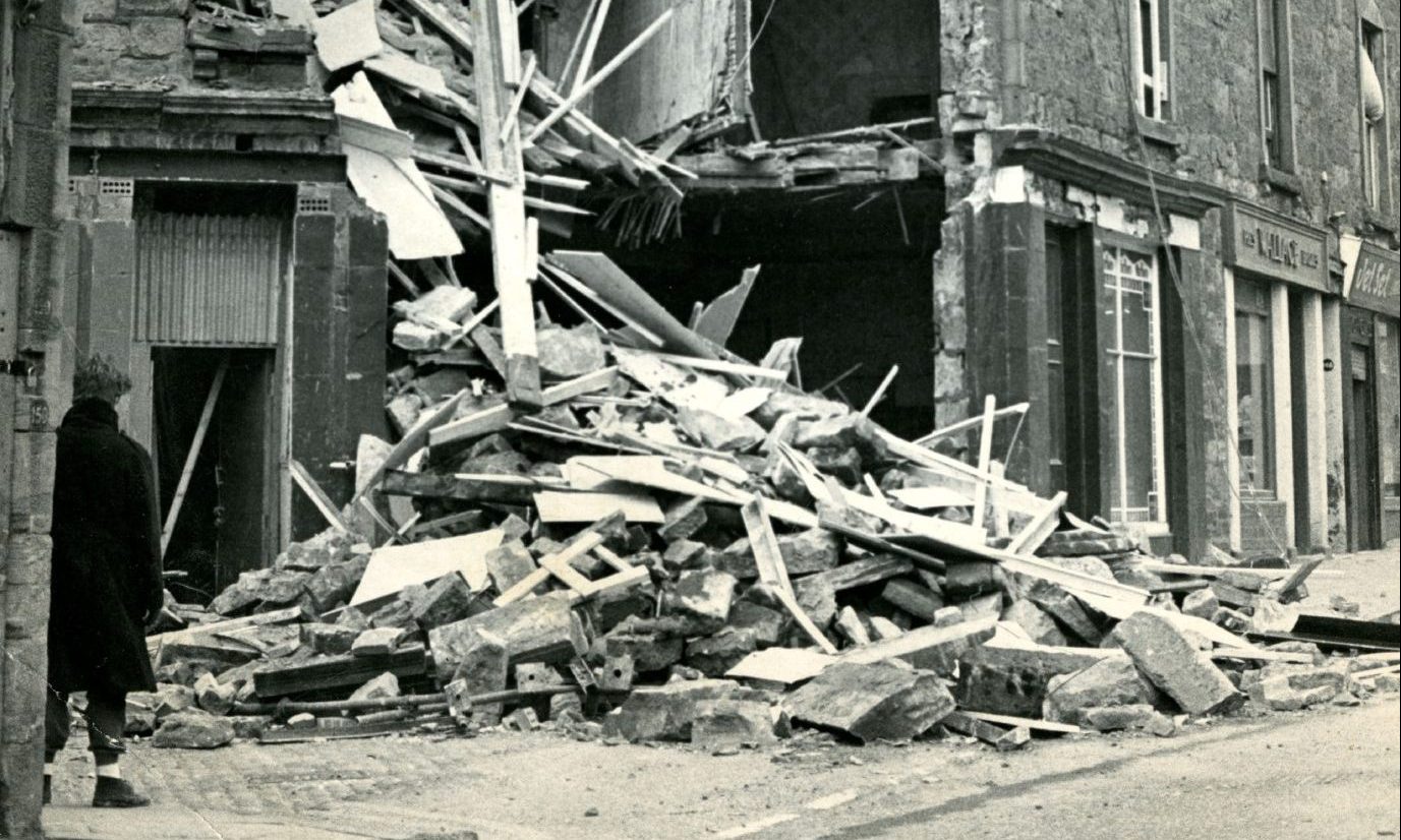 Dundee workers minutes from death in 1984 tenement collapse