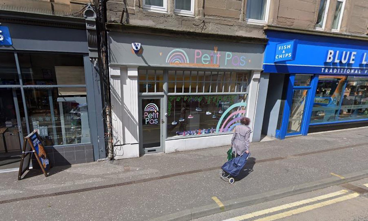 Scott Street: Plans= for café at site of former Perth shop