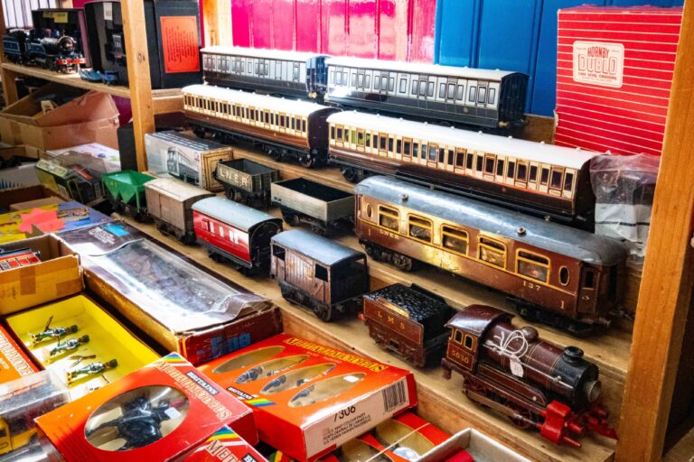 Kirriemuir exhibition pulls model railway fans to wee red town