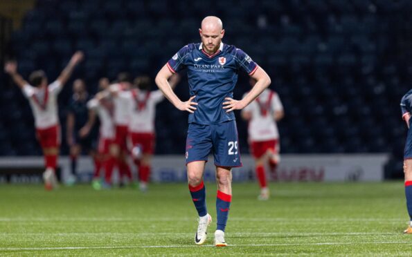 Dunfermline Athletic poised to sign ex-Dundee striker Zak Rudden