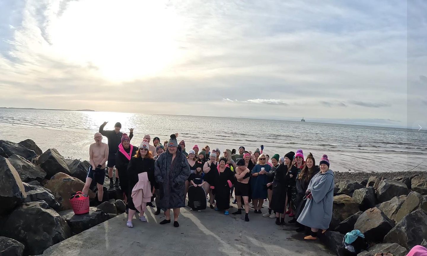 Leven dip-a-thon aims to set world record with 3,000 dookers