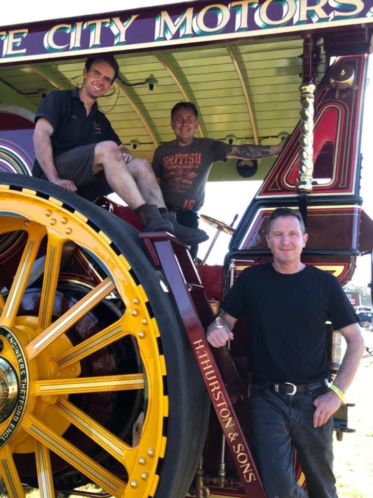 Watch as 117-year-old steam engine rolls up outside Angus primary