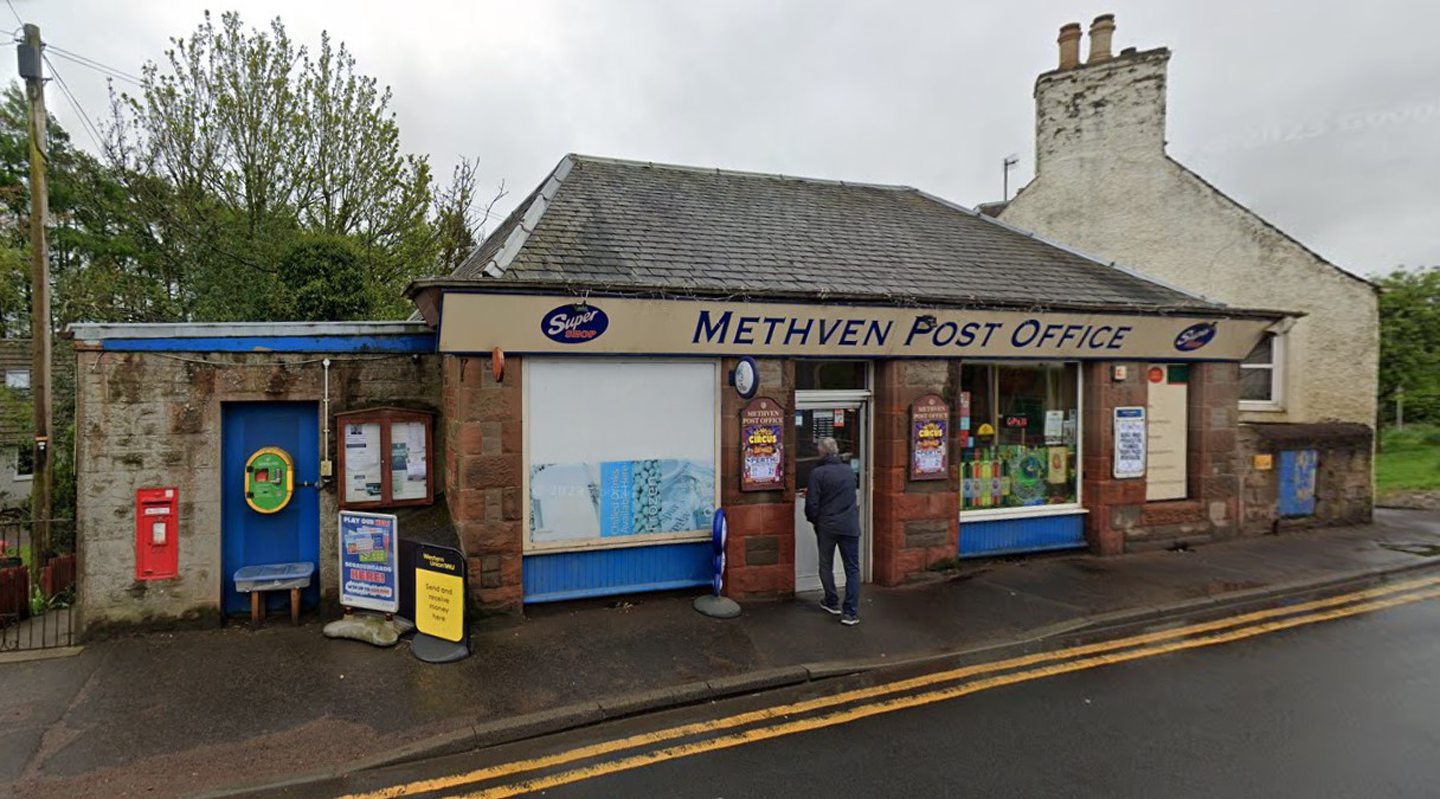 Methven postie praised by locals after 26-year round