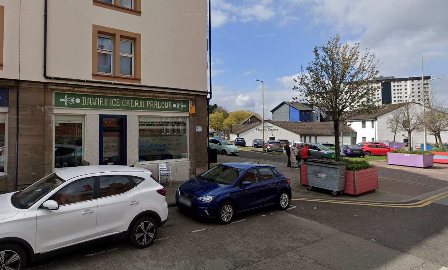 Pair accused of dine-and-dash thefts at two Dundee restaurants