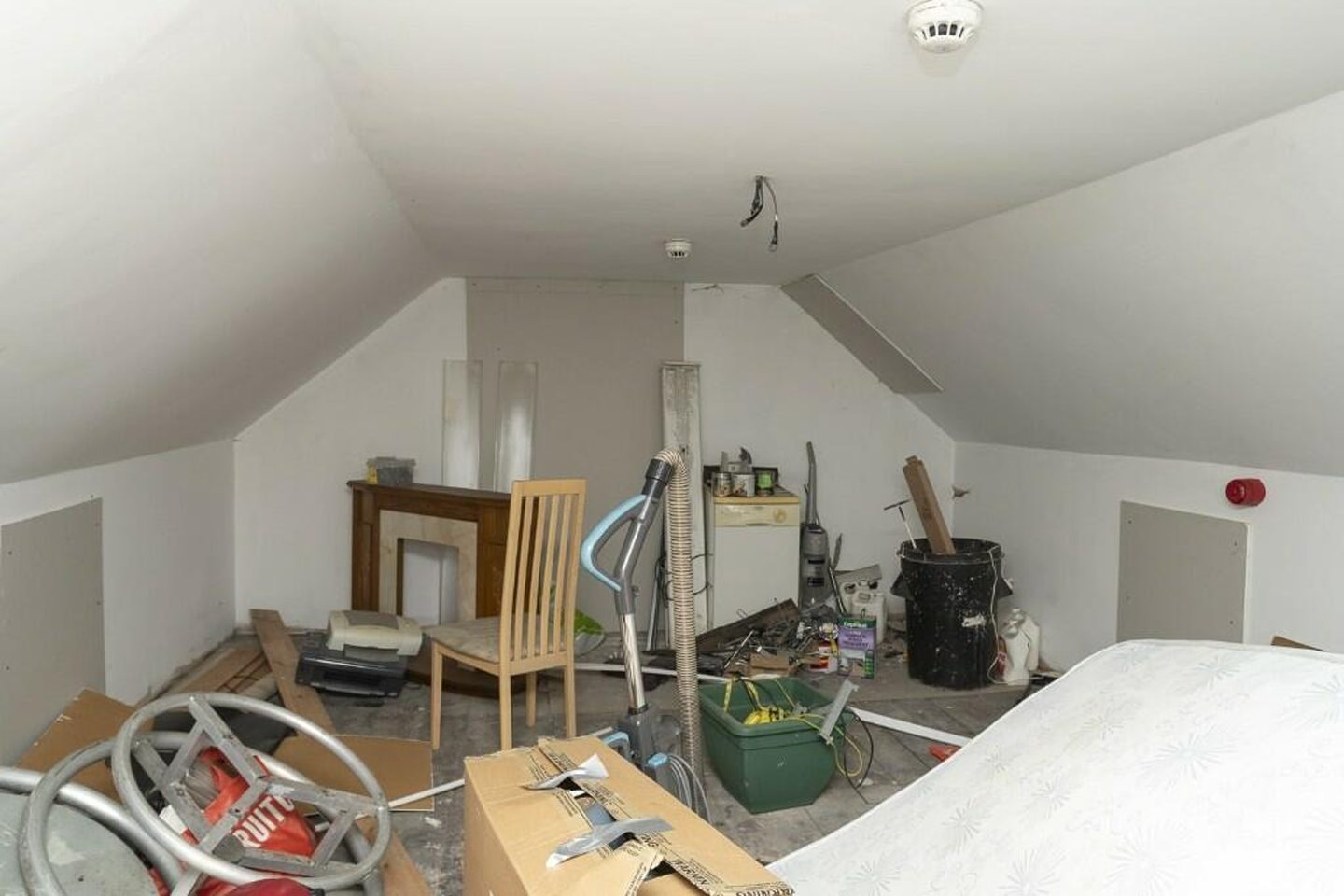 Roseangle home next door to Dundee 'murder house' for sale