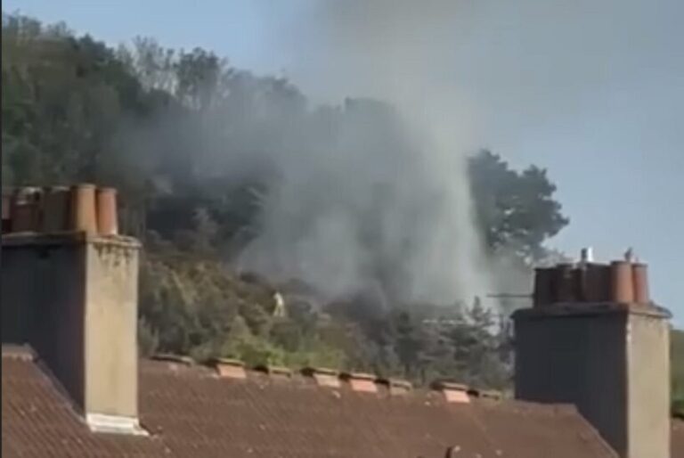 Fire at disused quarry near M90 at Inverkeithing