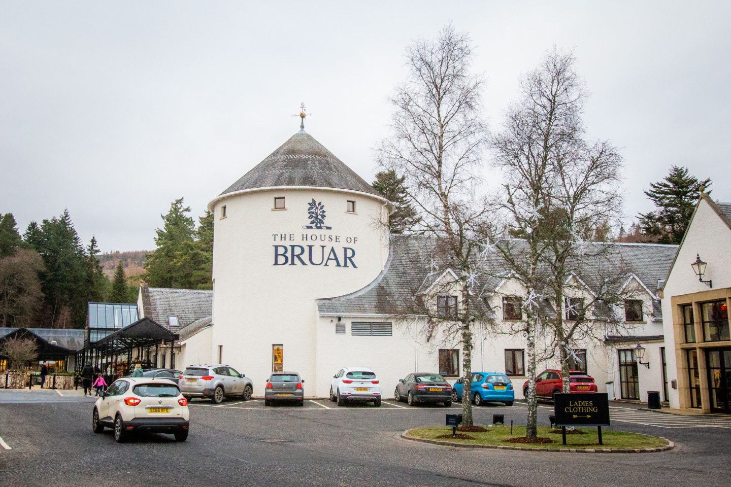 Whisky worth thousands stolen from House of Bruar in Perthshire