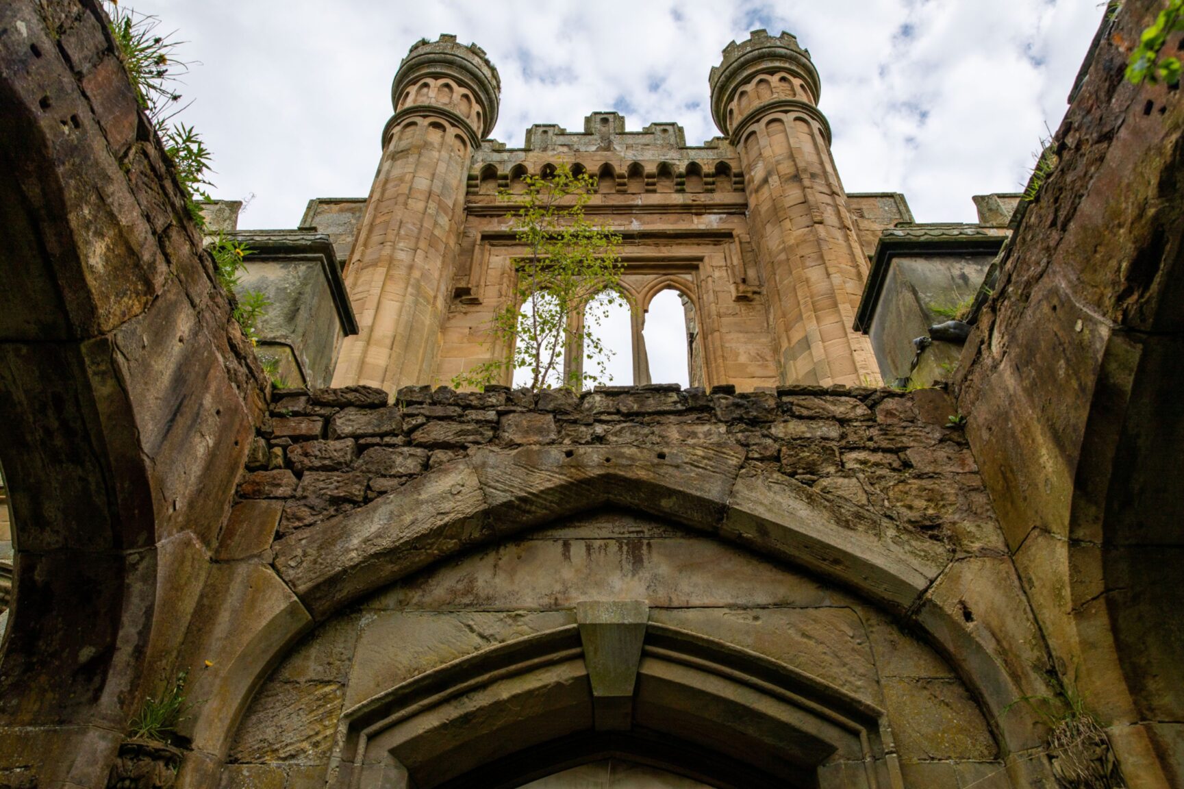 We explore abandoned Crawford Priory near Cupar
