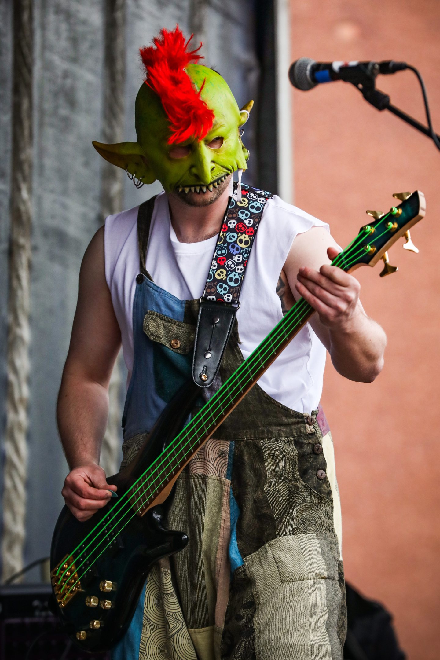 Best pictures as global AC/DC family rock Kirrie Bonfest