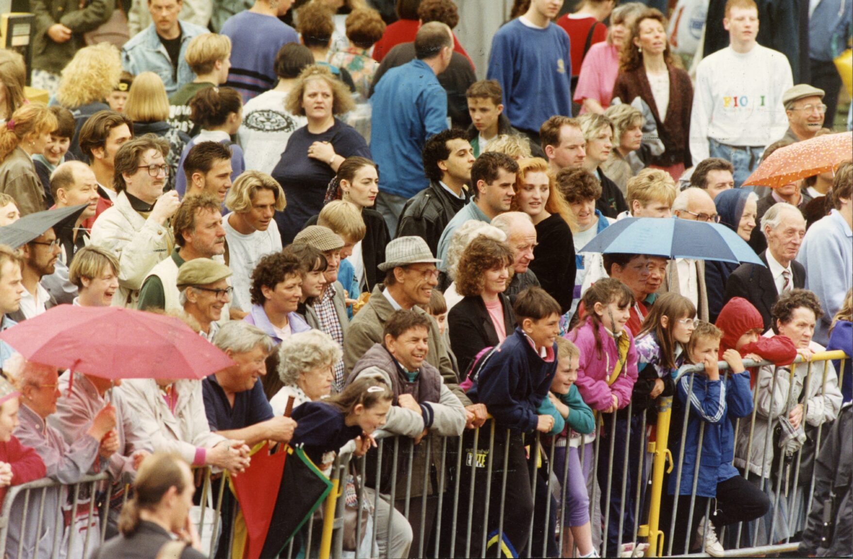 Pictures of parades show the march of time in Dundee
