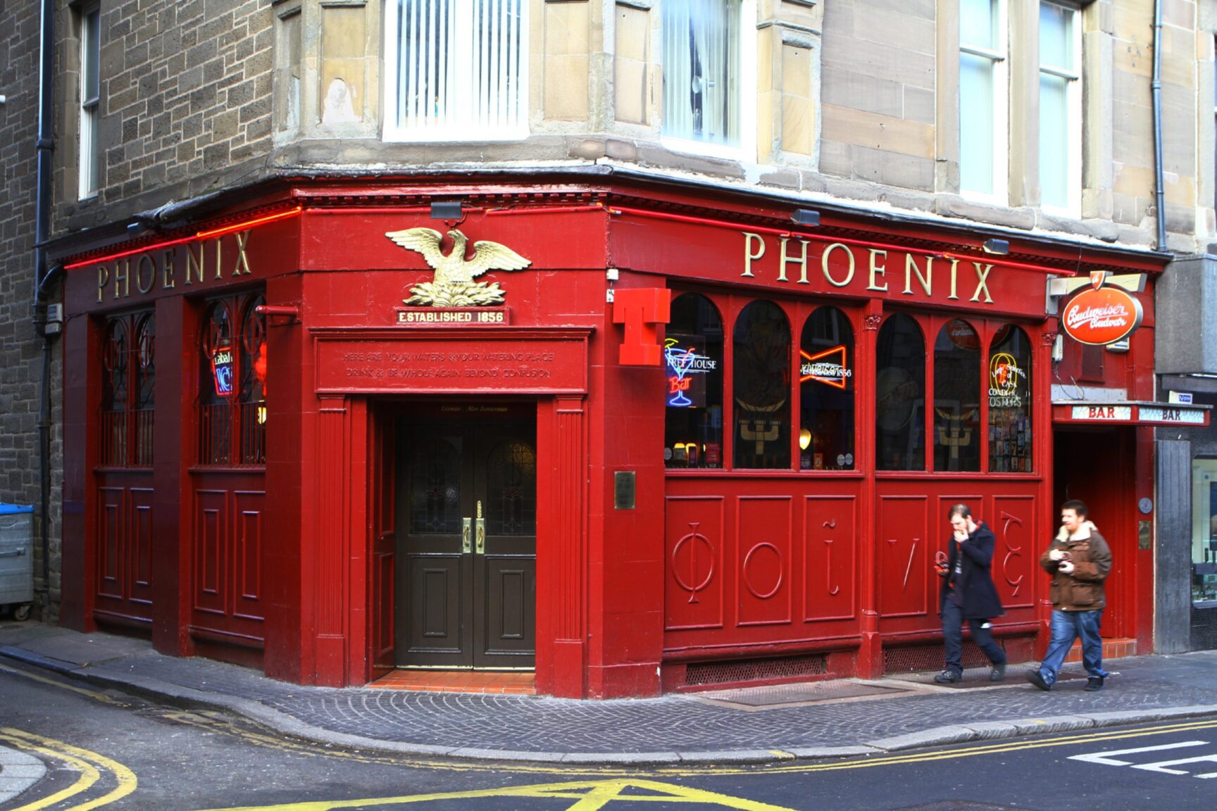 Is the food as good as the drinks at Dundee's iconic Phoenix bar?