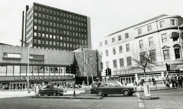 Sketches and rare images chart the rise of Dundee's iconic Tower Building